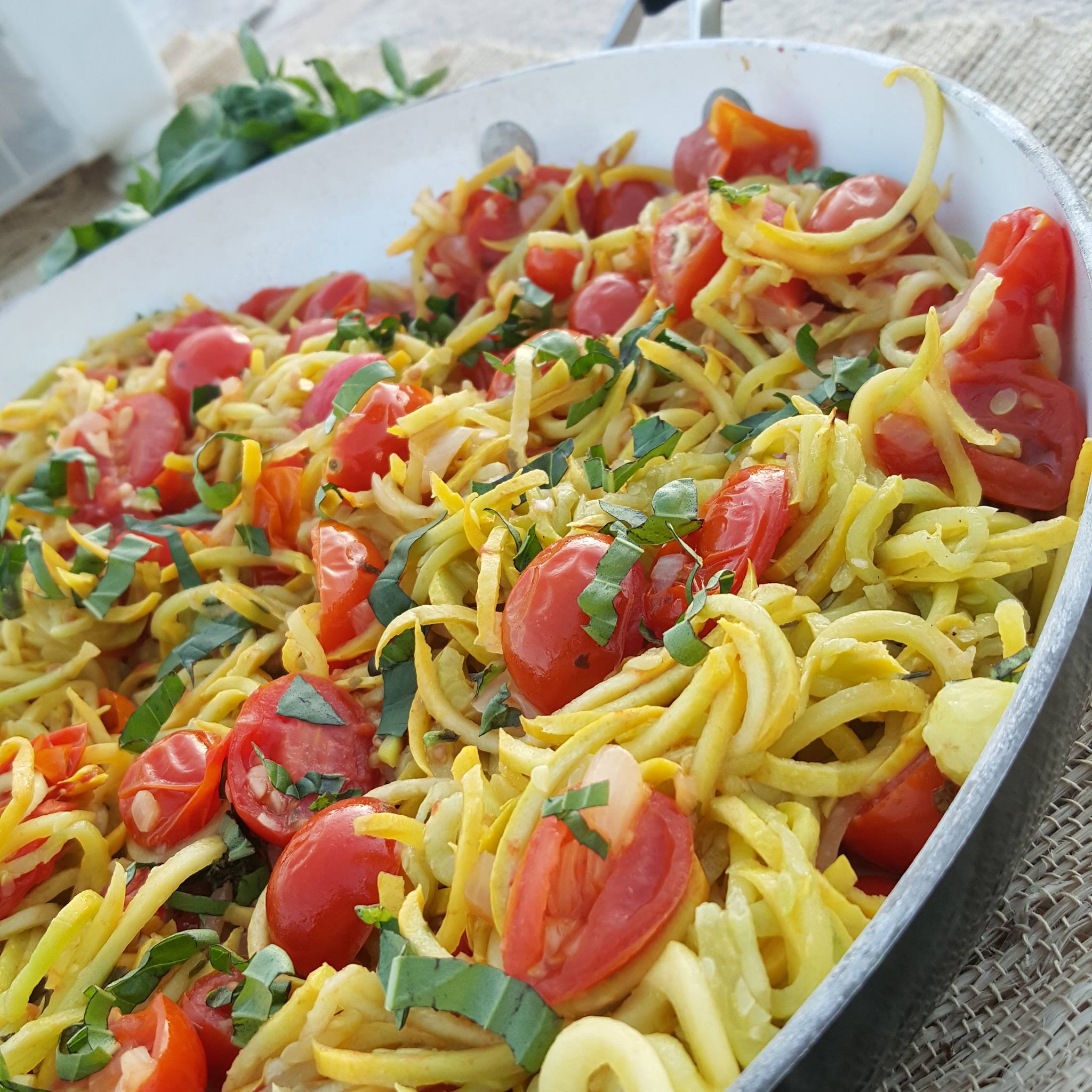 Yellow Summer Squash ‘Spaghetti’ with Roasted Tomato Sauce | Clean Food ...