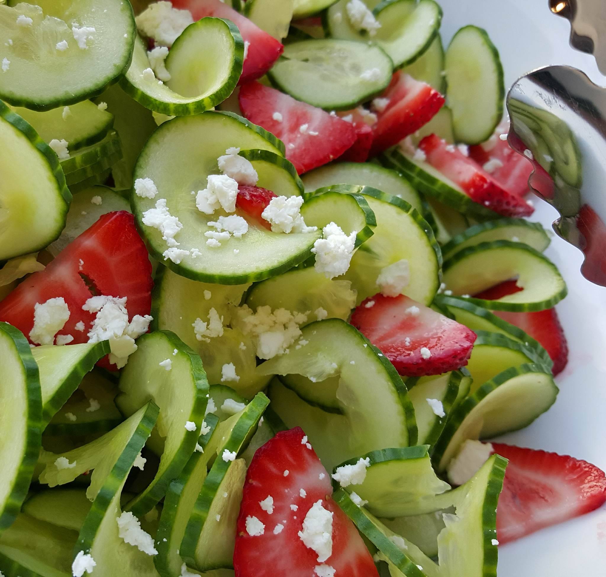 Cucumber & Strawberry Salad with Homemade Poppyseed Dressing | Clean ...