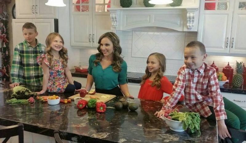 How to Encourage Your Whole Family to Eat Clean | Clean Food Crush