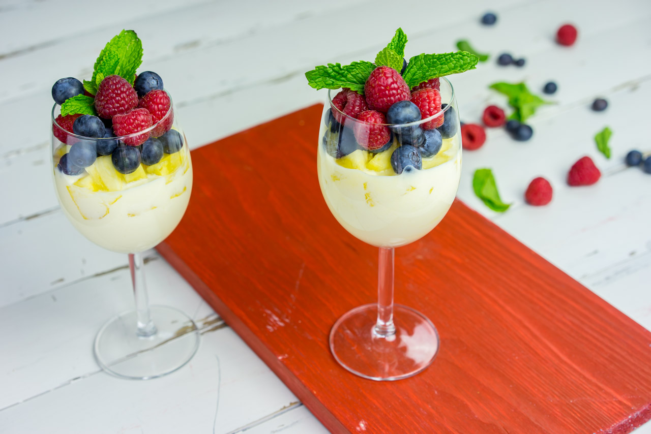 Try this Super Healthy Berries & Pineapple Yogurt Parfait! | Clean Food ...