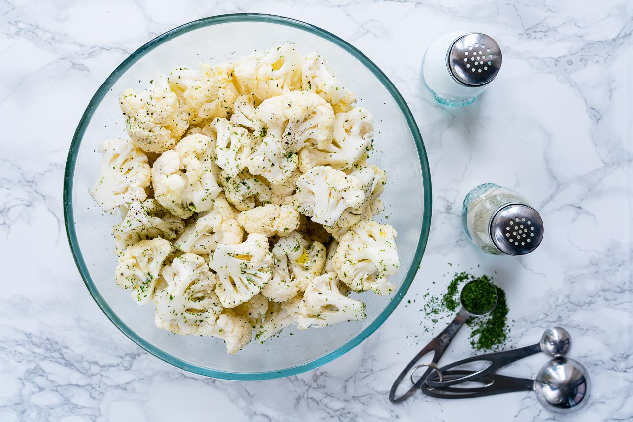 Roasted Cauliflower + Garlic Vinaigrette is the Perfect Clean Eating ...