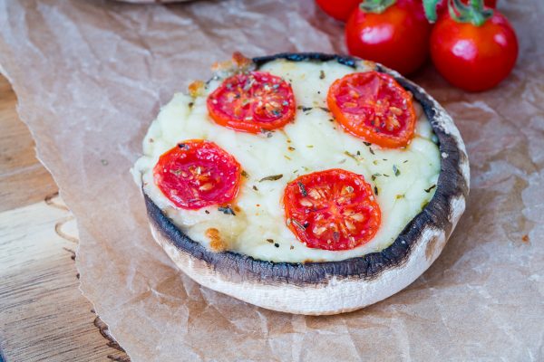 10 Minute Portobello Pizzas for Clean Eating Pizza Night! | Clean Food ...