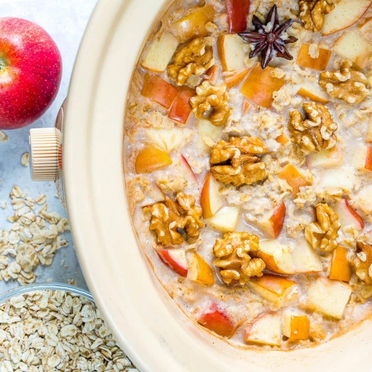 Slow Cooker Apple Pie Oatmeal for Warm Clean Eating Mornings! | Clean ...