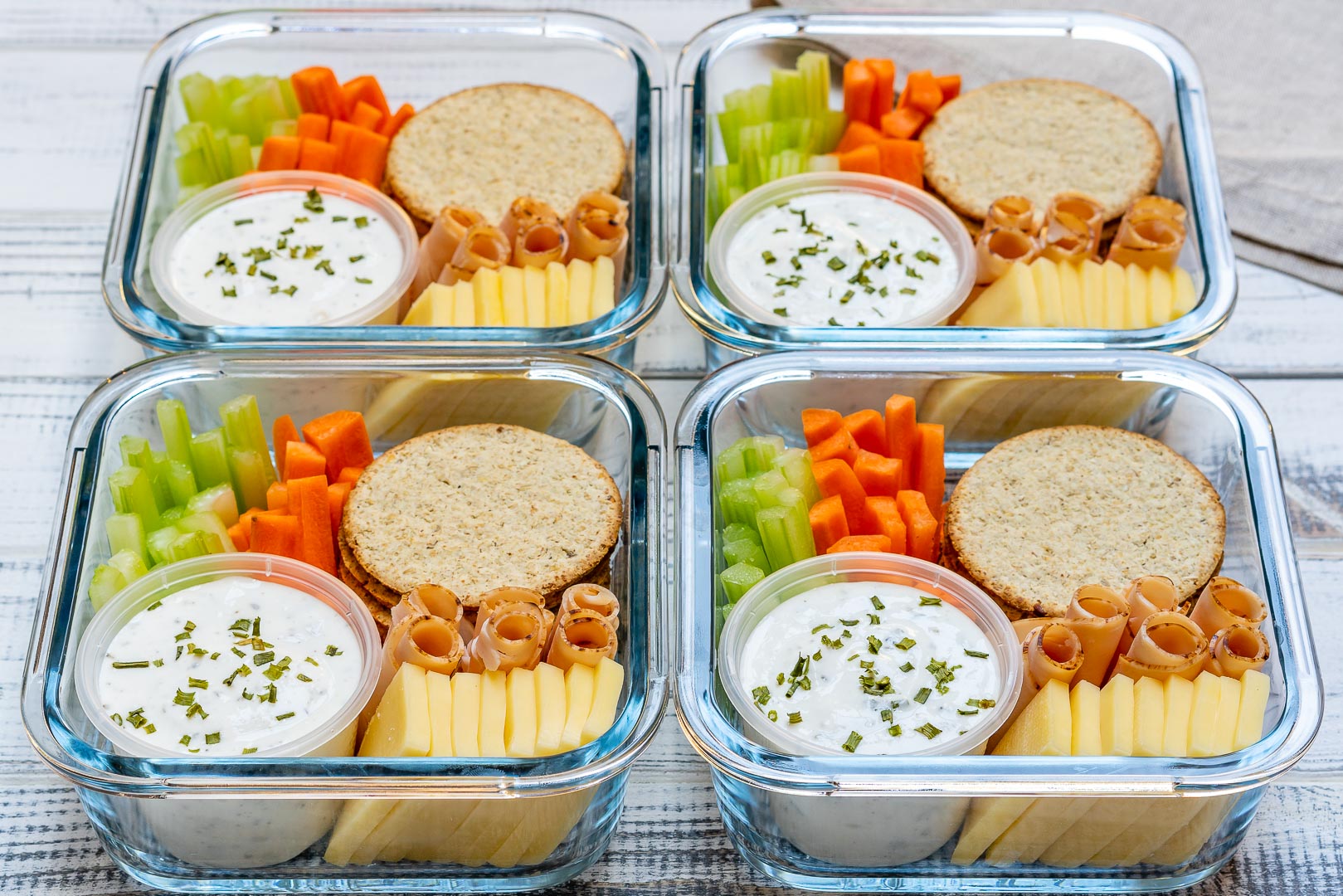Homemade Ranch Delight Bento Boxes for Eating Clean All Summer! | Clean ...