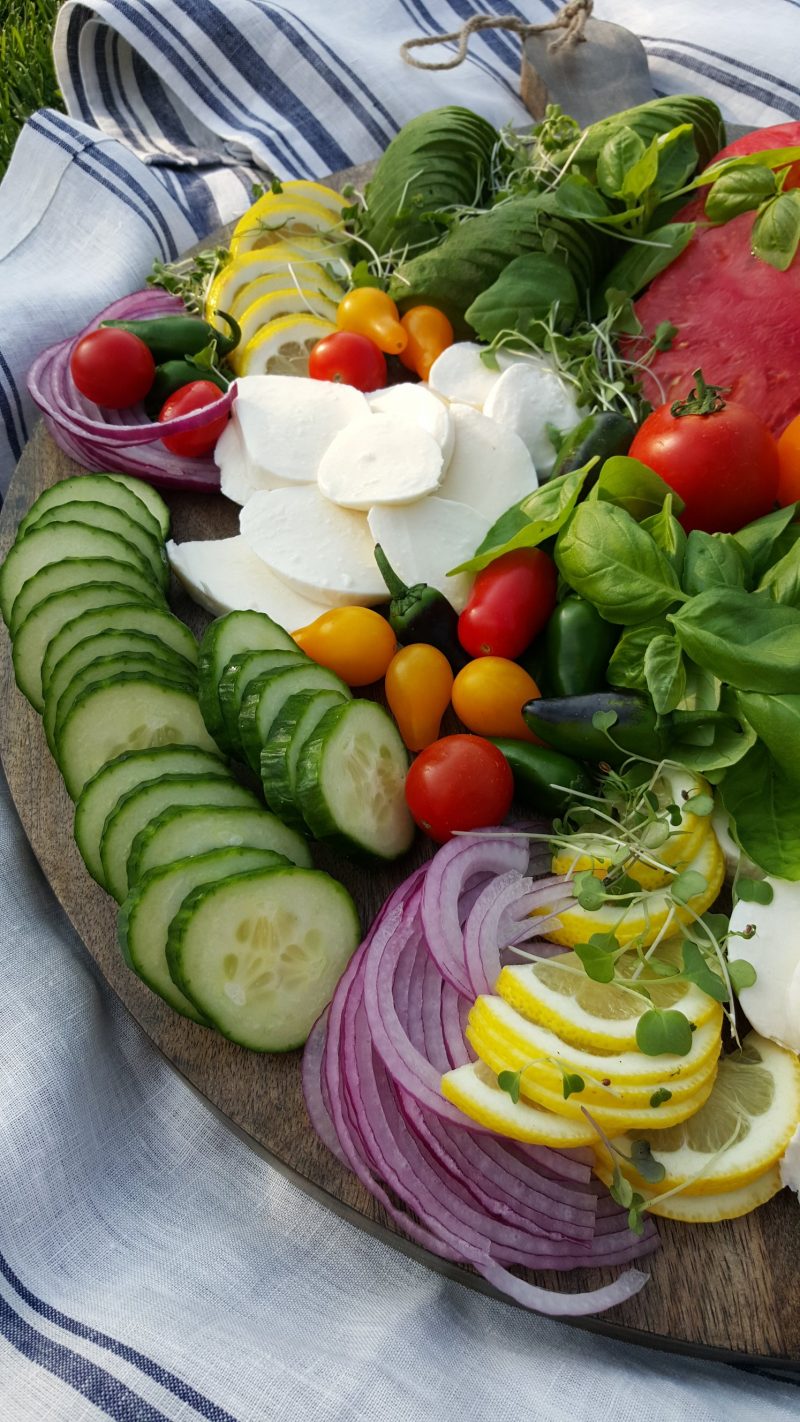 How to Create Your Own Heirloom Tray for Beautiful Clean Eating Nights ...