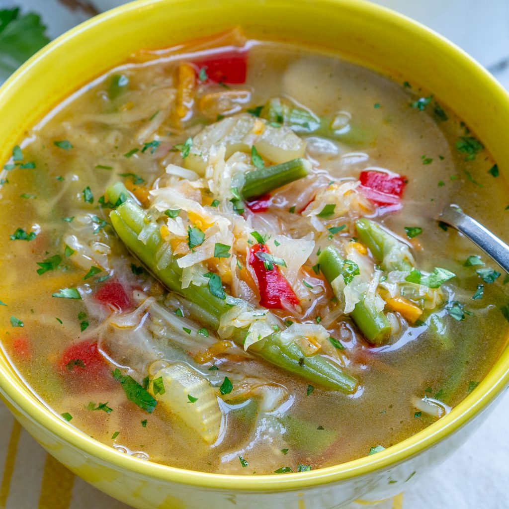 This Quick & Simple Skinny Detox Soup is Perfect to Reduce Bloat ...
