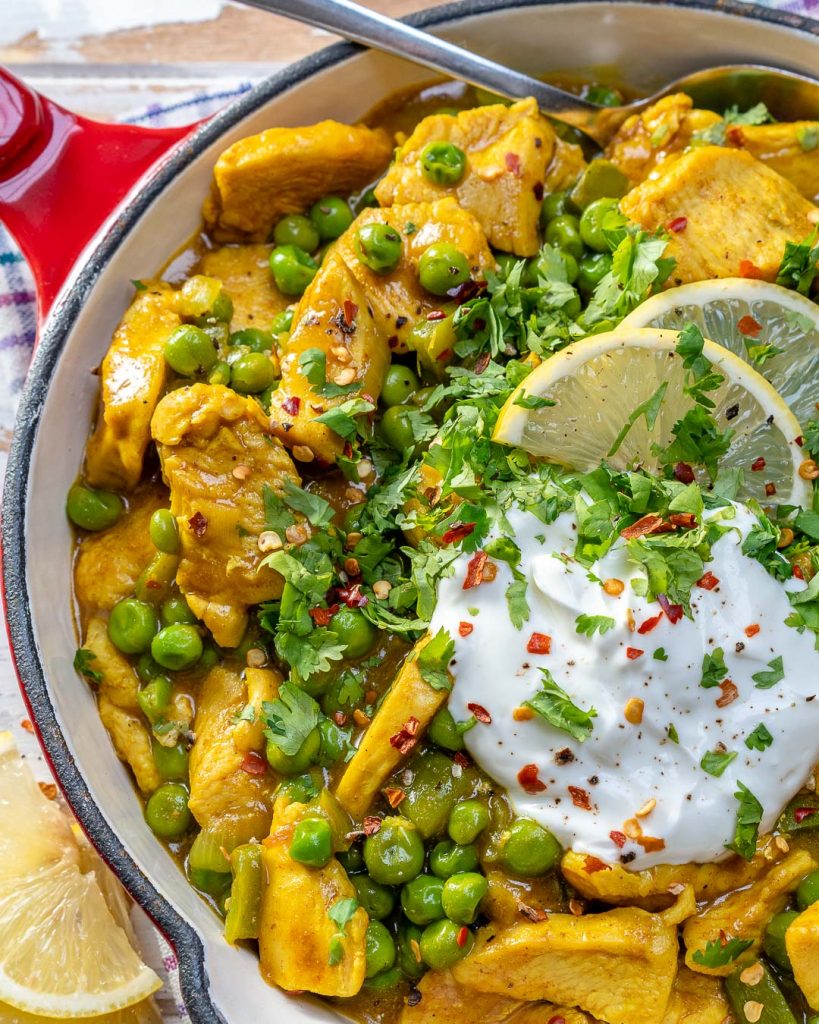 Green Chicken Curry for a FAST Clean Eating Dinner Idea! | Clean Food Crush