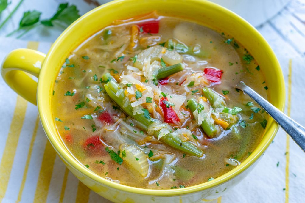 This Quick & Simple Skinny Detox Soup is Perfect to Reduce Bloat ...