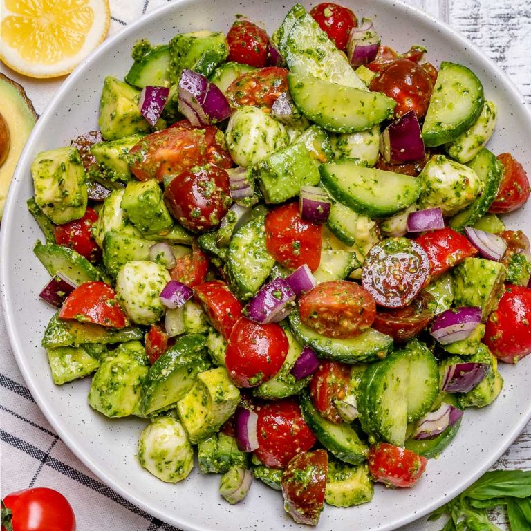 Eat Clean: Italian Style Tomato + Avocado Chopped Salad! | Clean Food Crush