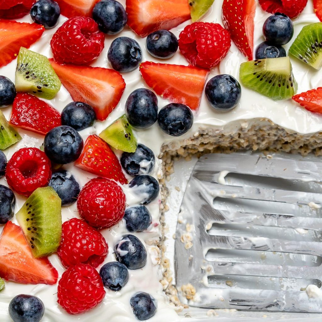 This Overnight Oat Pie is a Creative Way to Eat Clean with a Crowd ...