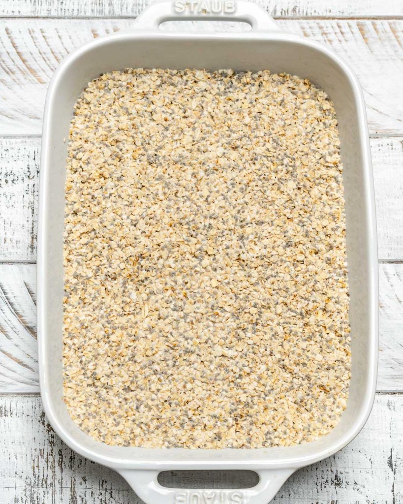 This Overnight Oat Pie is a Creative Way to Eat Clean with a Crowd ...