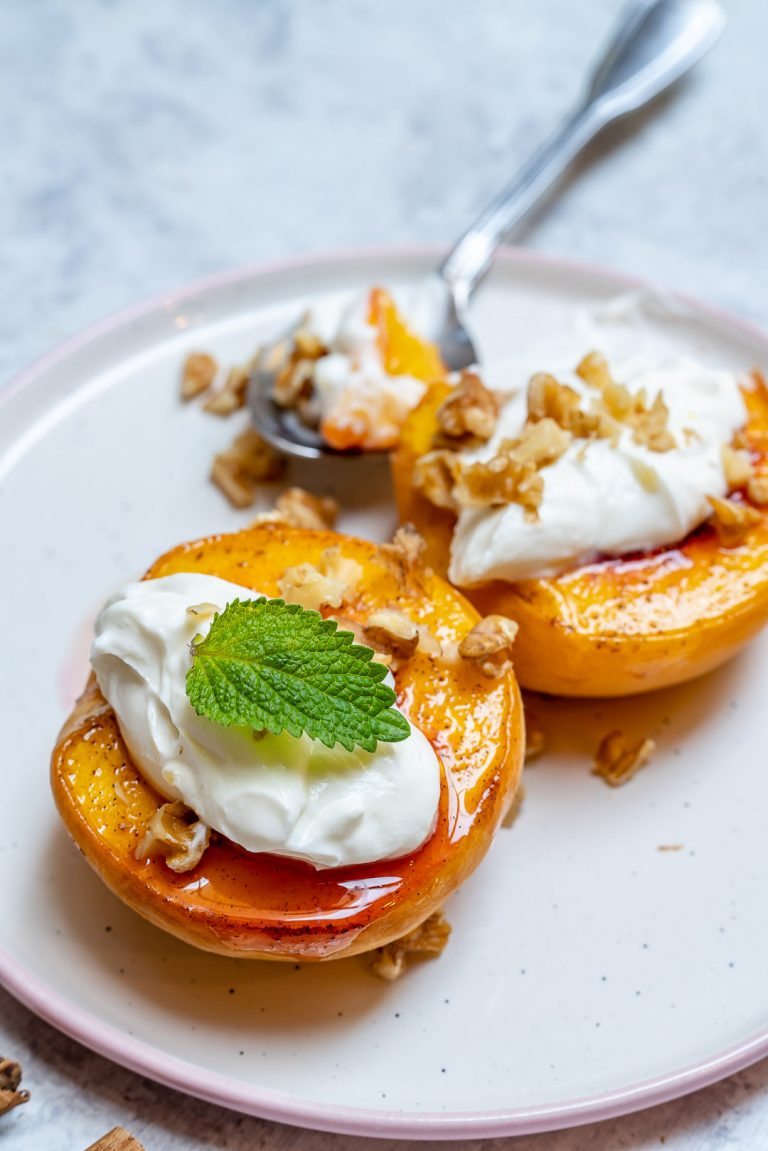 These Honey Roasted Peaches are a Sensational Clean Eating Dessert ...