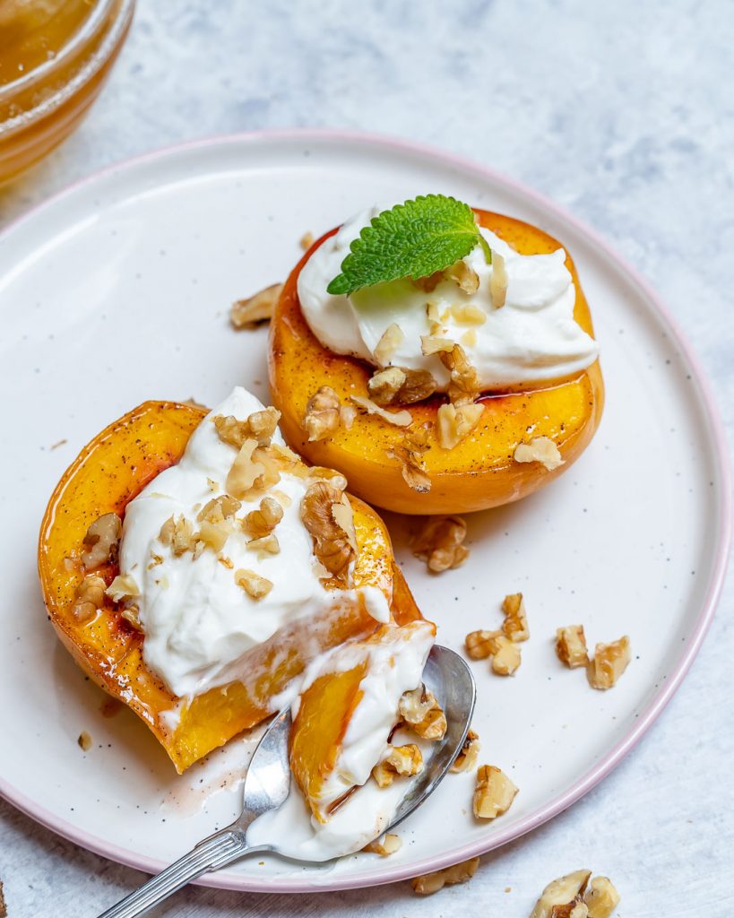 These Honey Roasted Peaches are a Sensational Clean Eating Dessert ...