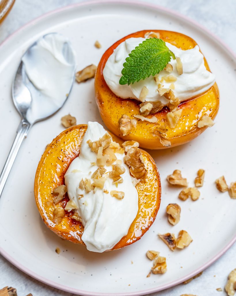 These Honey Roasted Peaches are a Sensational Clean Eating Dessert ...