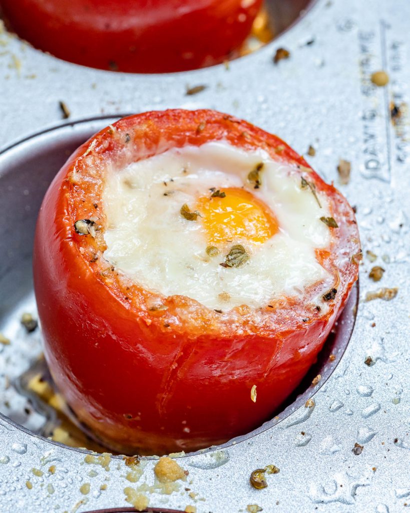 Egg Stuffed Italian Tomatoes for a Simple Clean Eating Breakfast ...