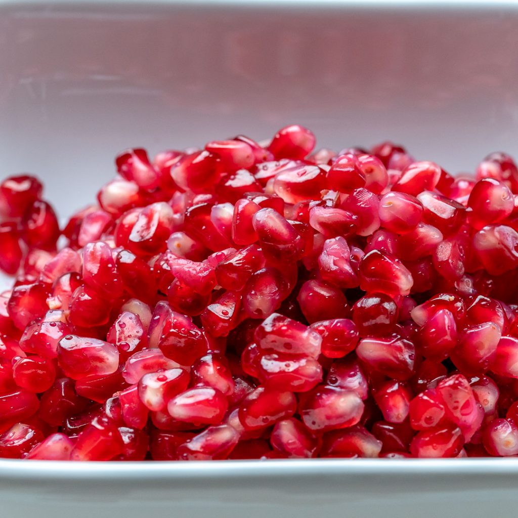 Festive Chocolate Pomegranate Cups for a Healthy Holiday Treat! | Clean ...