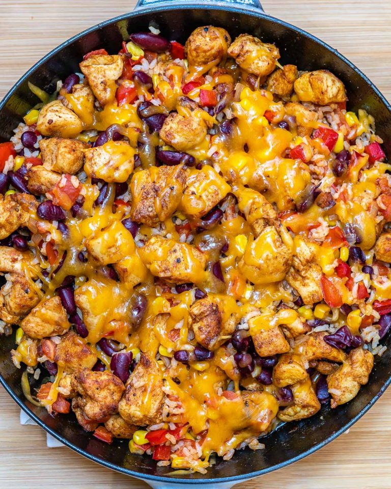 Super Delicious Mexican Inspired Chicken + Rice Skillet! | Clean Food Crush