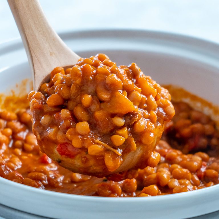Healthier Crockpot ‘Baked’ Beans | Clean Food Crush