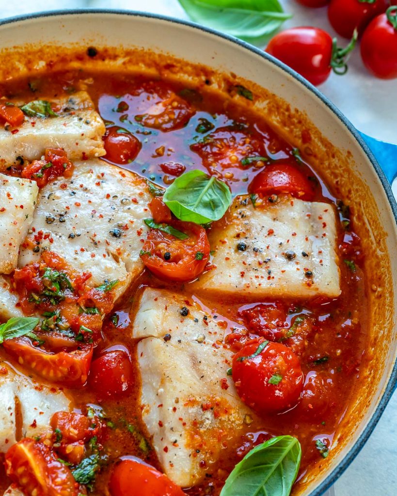 Pan Seared Cod In Tomato White Wine Sauce Clean Food Crush