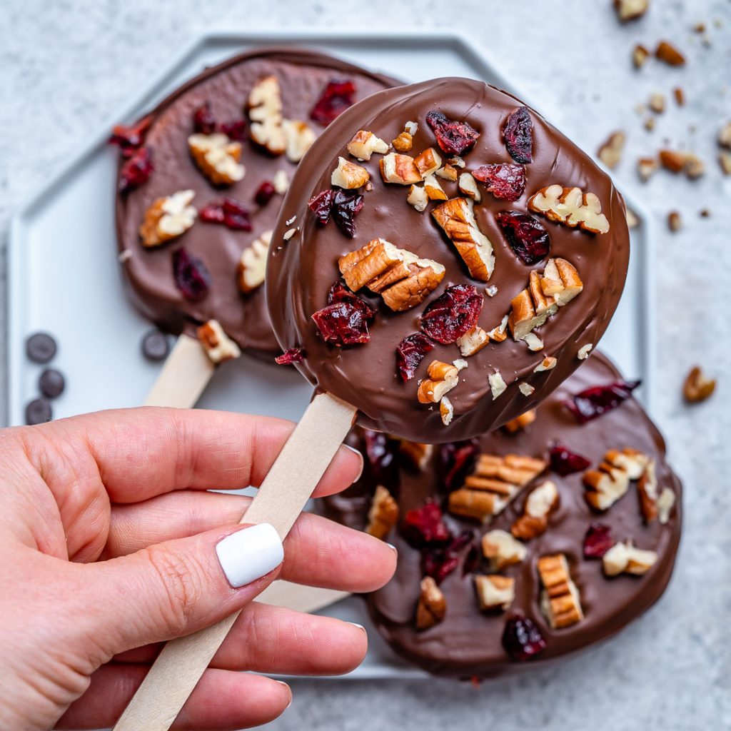 Chocolate Apple Slice Pops | Clean Food Crush