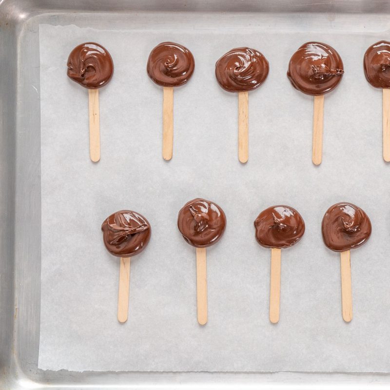 Holiday Chocolate Pops | Clean Food Crush