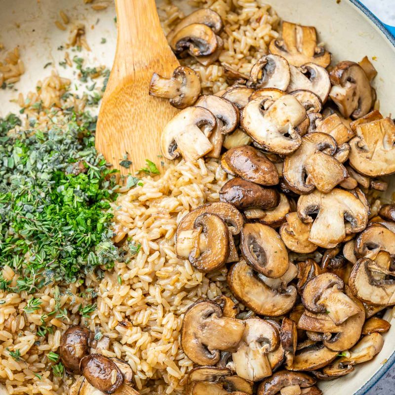 Herbed Mushroom Brown Rice | Clean Food Crush