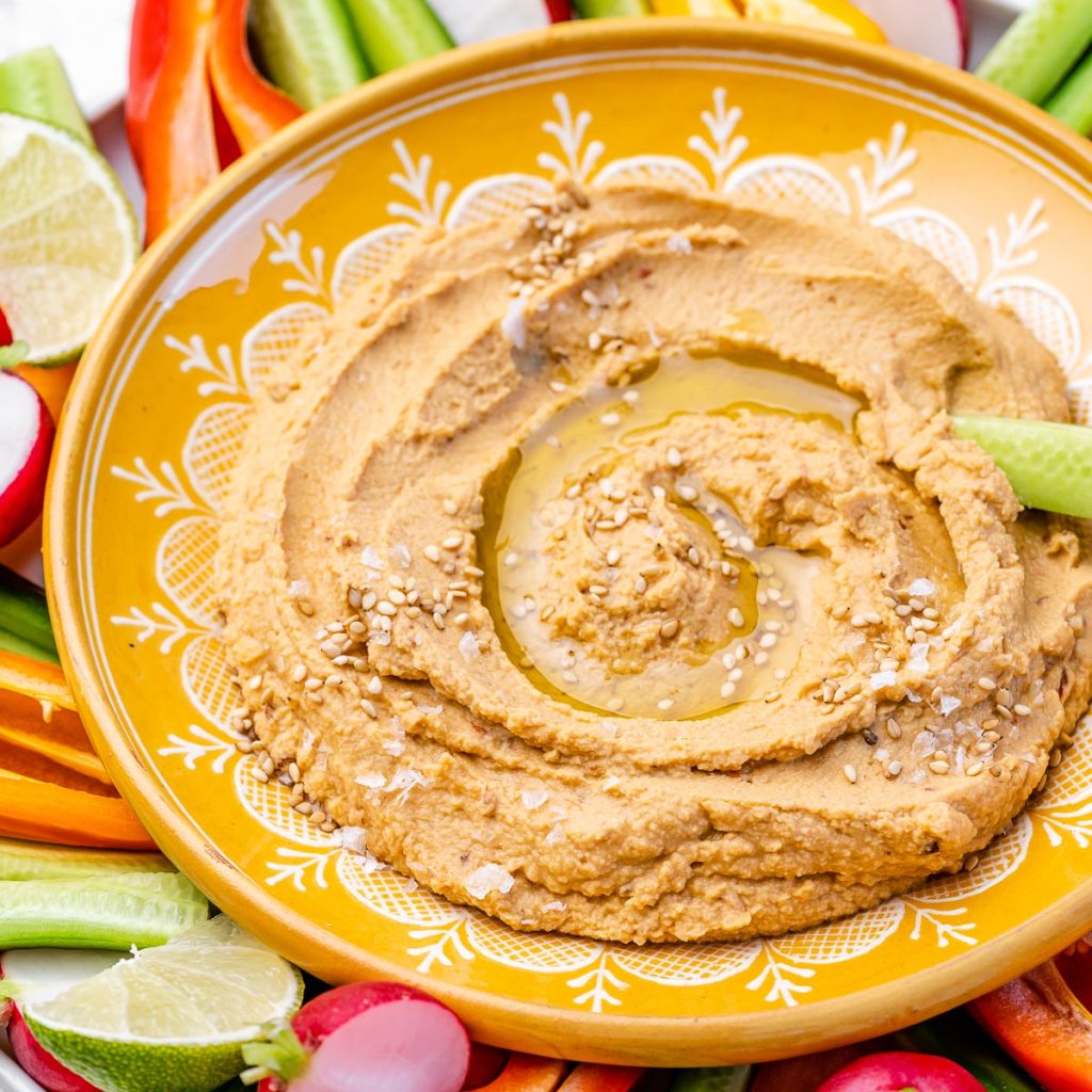 Chipotle Hummus + Crunchy Veggies | Clean Food Crush