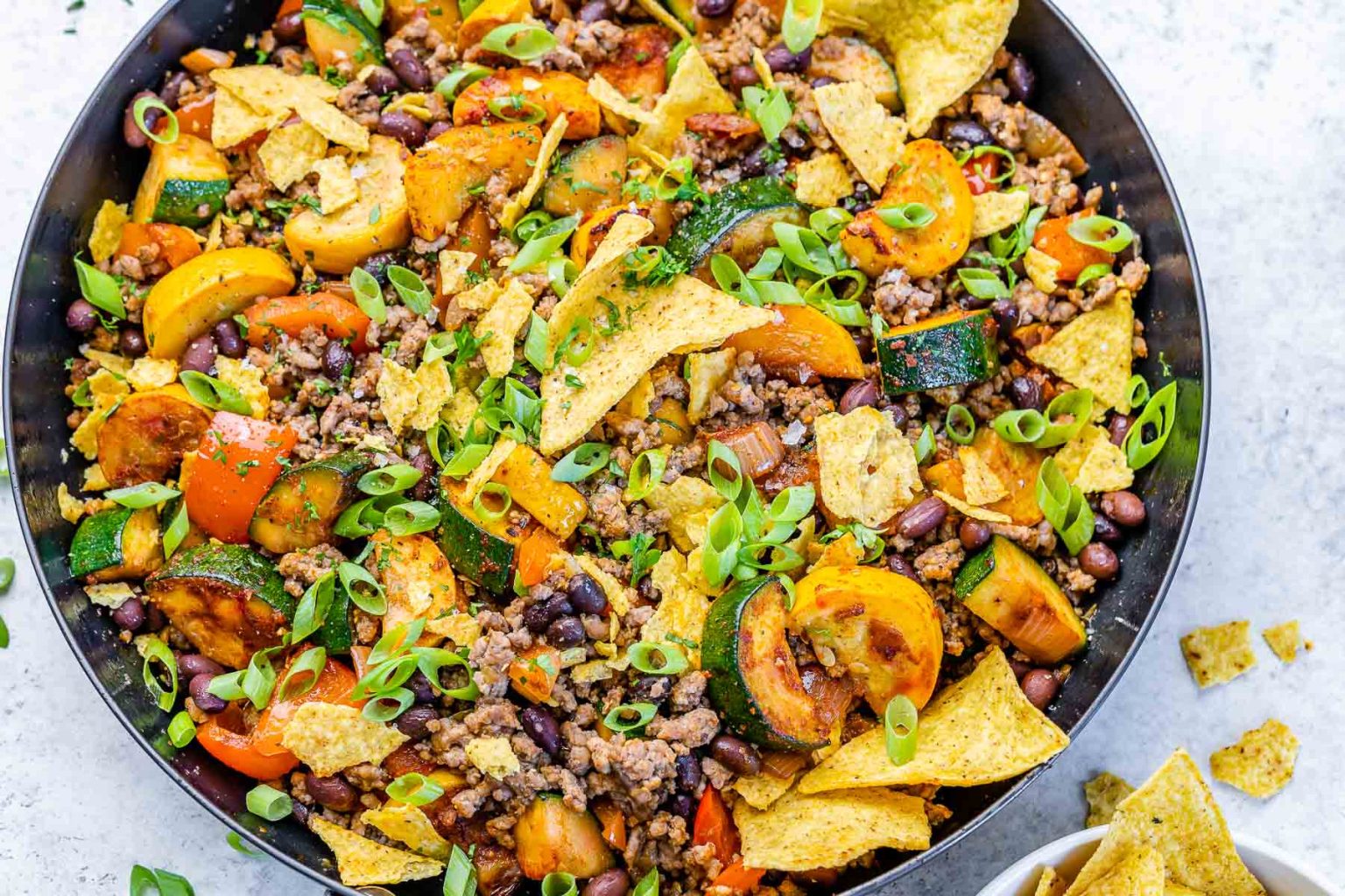 [VIDEO] Mexican-Inspired Beef & Veggie Skillet | Clean Food Crush