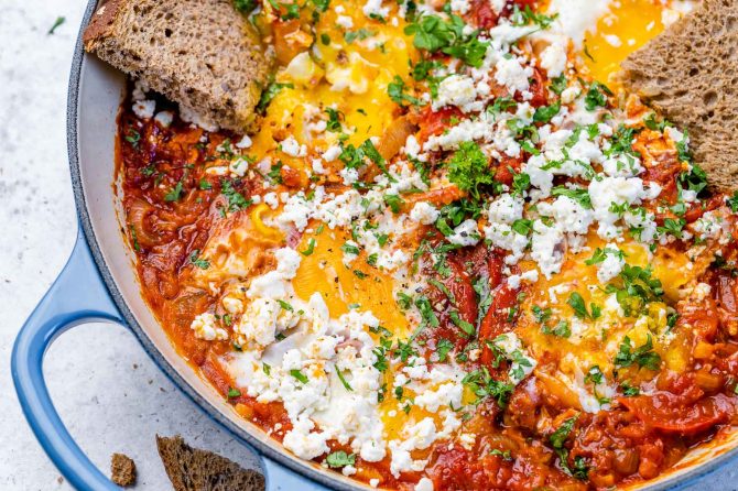 [VIDEO] Easy Shakshuka | Clean Food Crush
