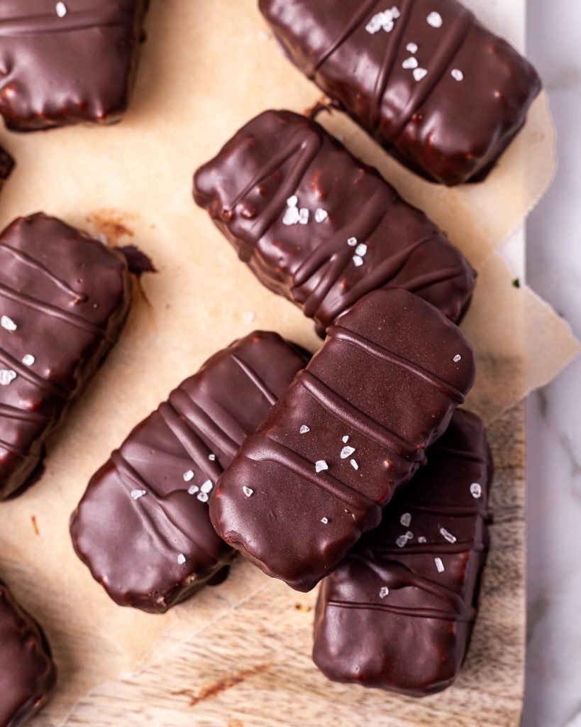 Homemade Butterfinger Bars | Clean Food Crush