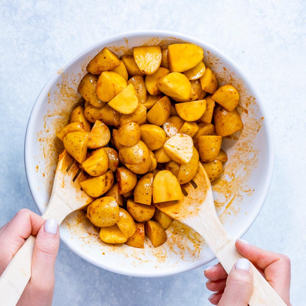 [VIDEO] Air Fried Buffalo Potatoes | Clean Food Crush