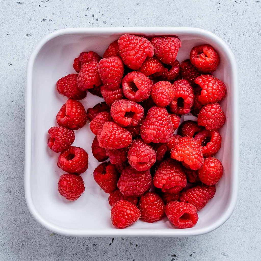 Raspberry Filled Chocolate Bites | Clean Food Crush