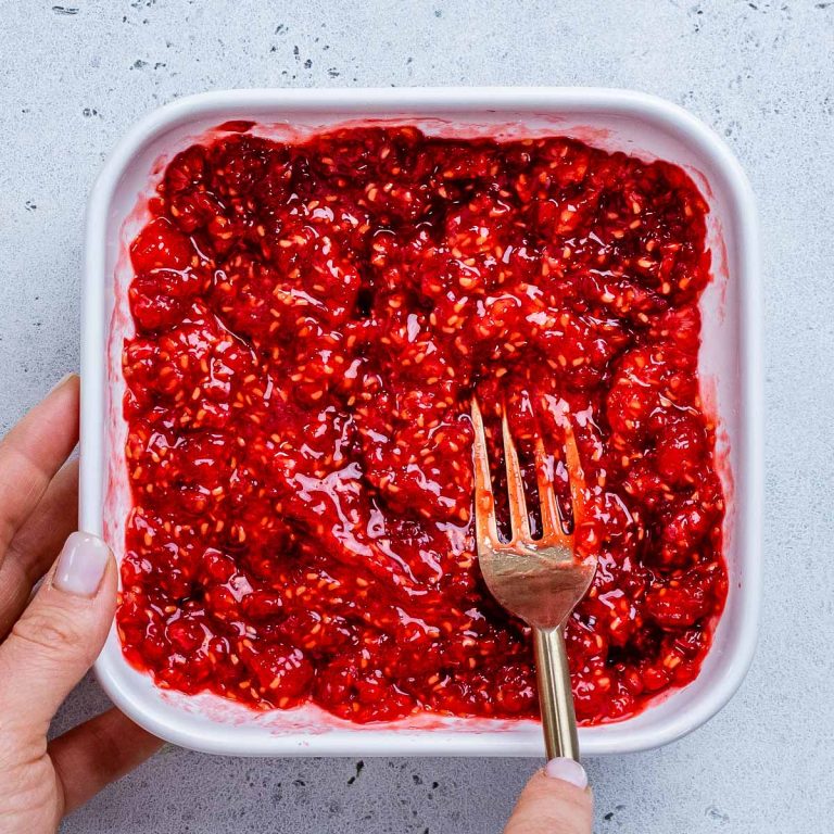 Raspberry Filled Chocolate Bites | Clean Food Crush