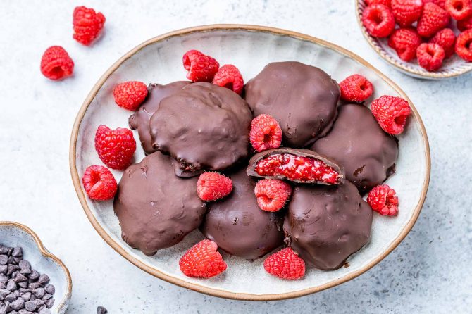 Raspberry Filled Chocolate Bites | Clean Food Crush
