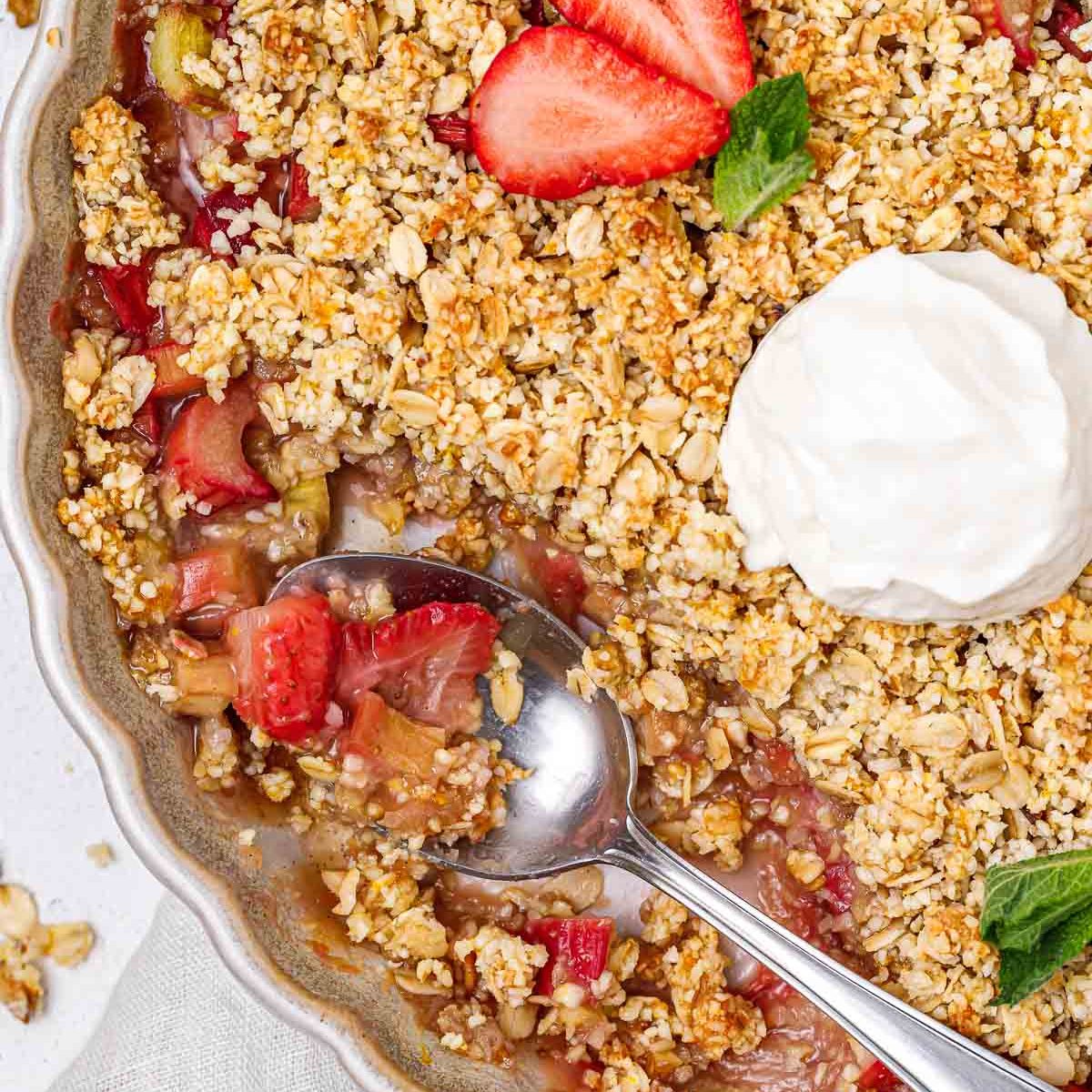 Strawberry Rhubarb Crisp | Clean Food Crush