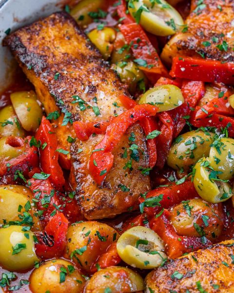 Spanish-Style Fish skillet 🫒🍅🧄 | Clean Food Crush
