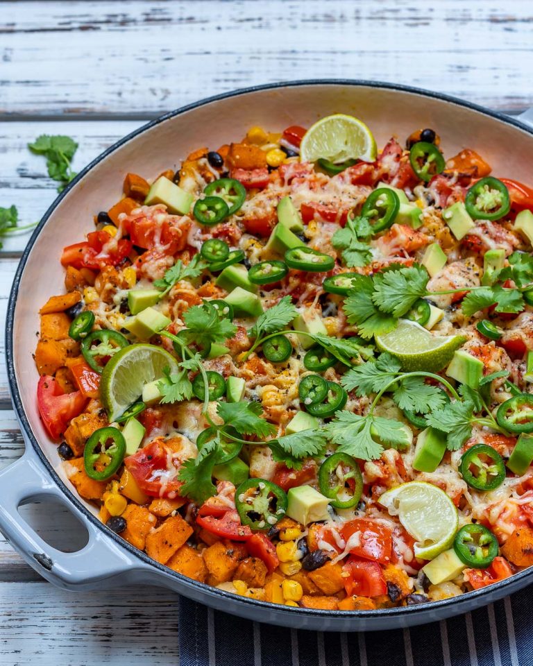 Tex-Mex Inspired Sweet Potato Skillet 🌶🥑 | Clean Food Crush