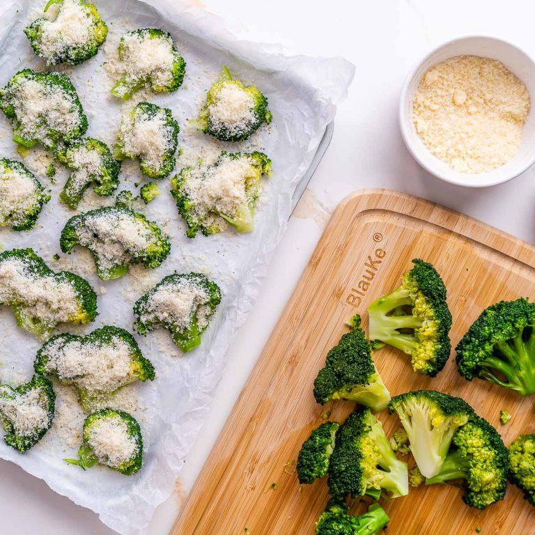 [VIDEO] Crispy Smashed Broccoli 🥦 | Clean Food Crush