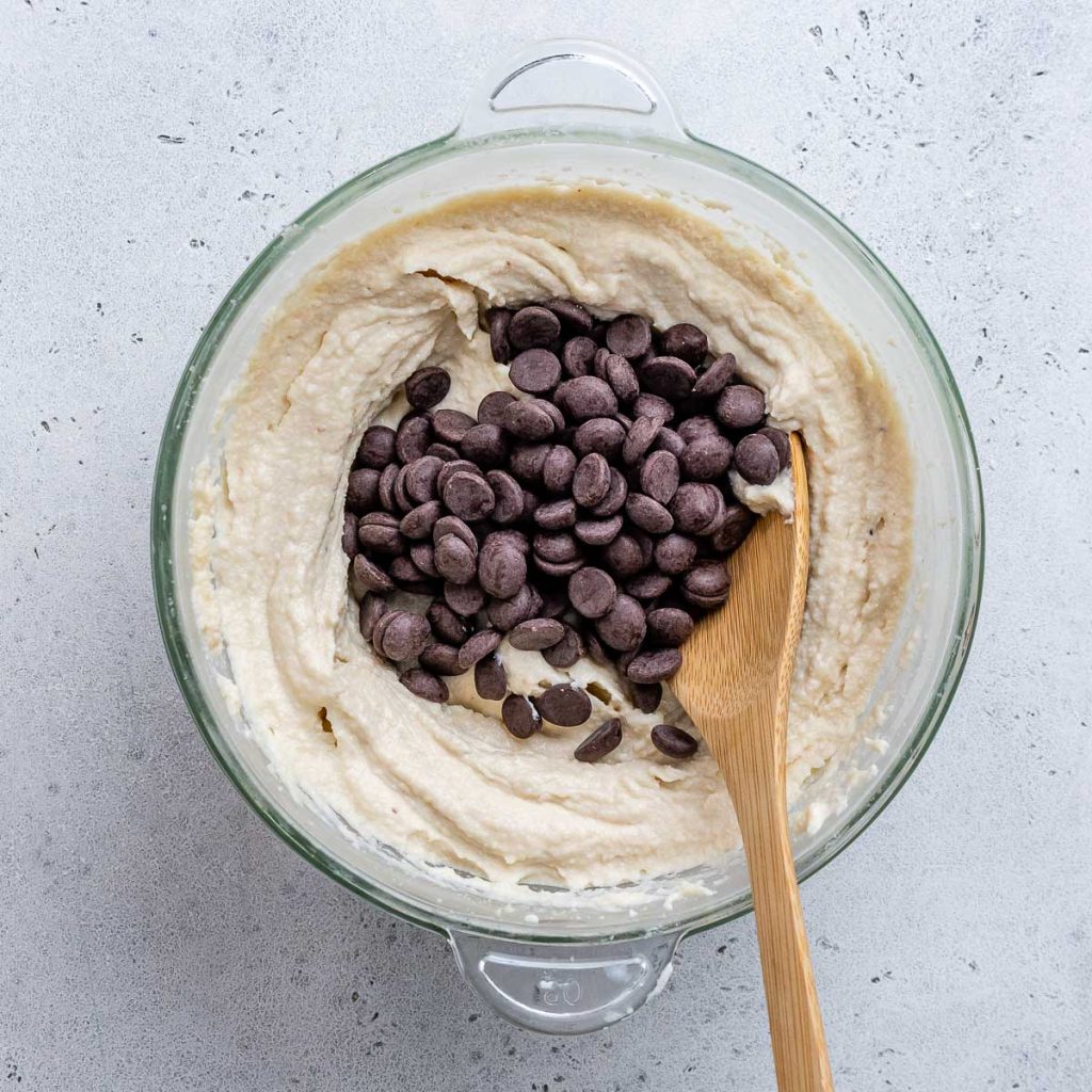 [VIDEO] Cottage Cheese Chocolate Chip Cookie Dough | Clean Food Crush