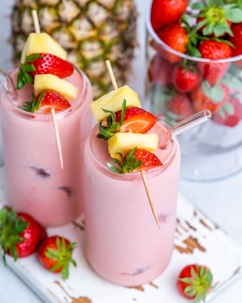 [VIDEO] Rachel’s Favorite Summertime Pink Smoothie | Clean Food Crush