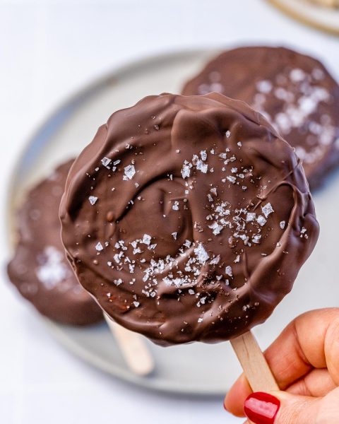 Peanut Butter Froyo Pops | Clean Food Crush