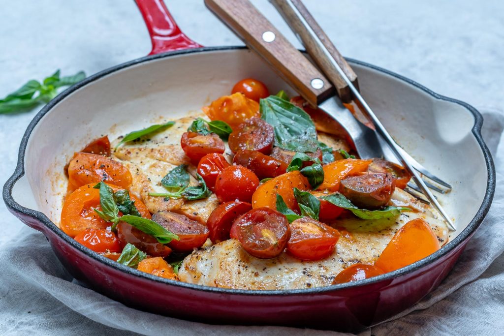 Garlic Chicken + Fresh Tomato Skillet | Clean Food Crush