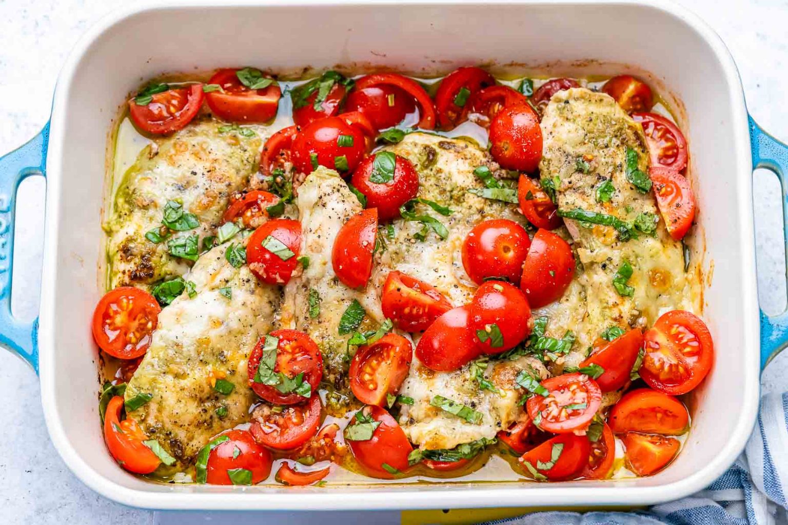 [VIDEO] Pesto Mozzarella Baked Chicken | Clean Food Crush